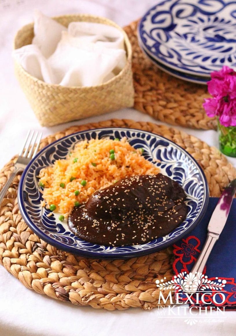 How to Make Mole Poblano (Quick and easy recipe)