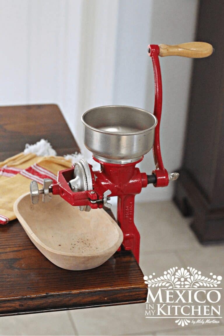 Traditional Mexican cooking utensils