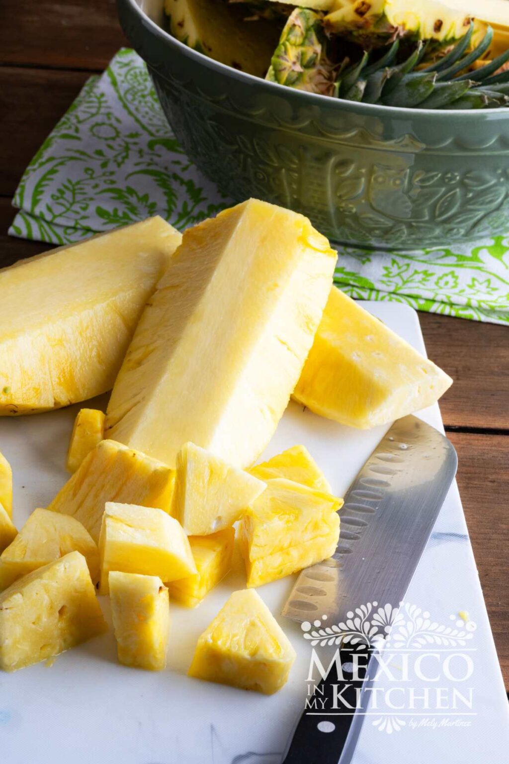 Agua de Piña (Mexican pineapple agua fresca) - Mexico In My Kitchen
