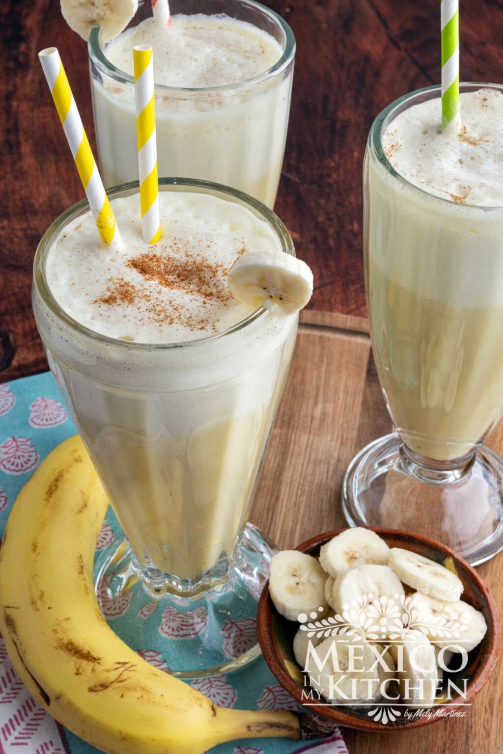 Licuado de Platano (Mexican Banana Smoothie)