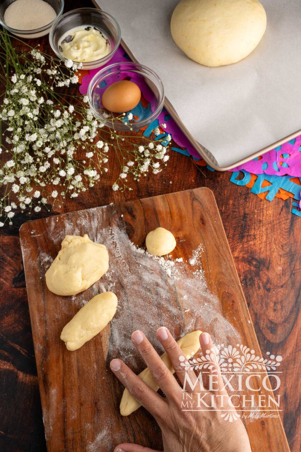 Mexican Bread of the Dead Recipe (Pan de Muerto)