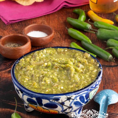 How to Make Serrano Pepper Salsa | Salsa Picosa con Chiles
